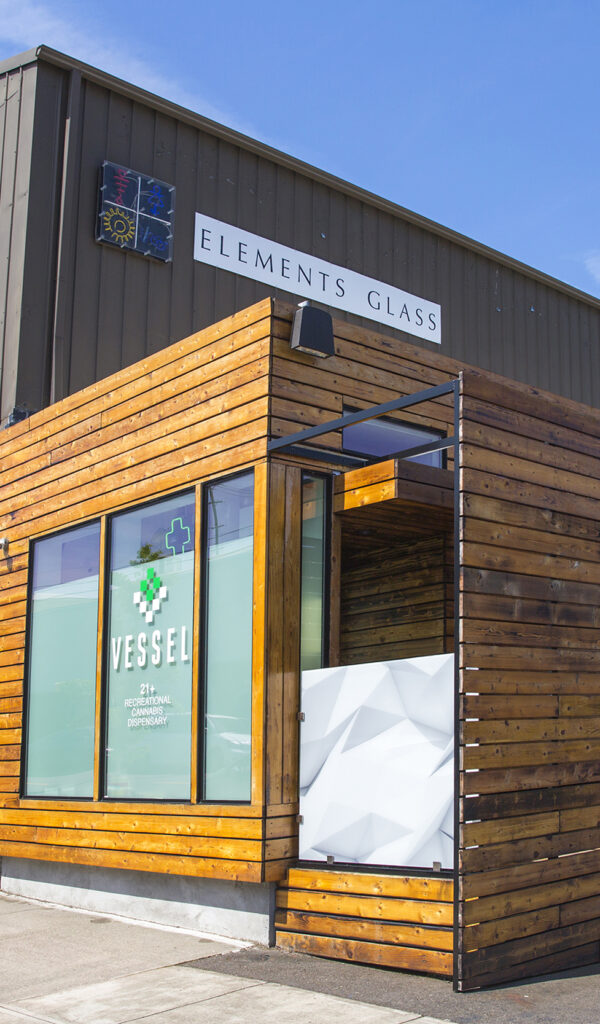 Glass Guardrail / Divider Glass Panel | MYODO